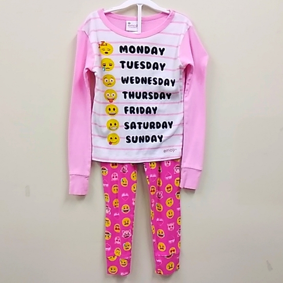 Emoji | Pajamas | Emoji Girls Pajama Set 463p | Poshmark